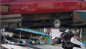 Tabrak Truk Angkut Kontainer, Pengendara Motor Tewas - Tabengan Online