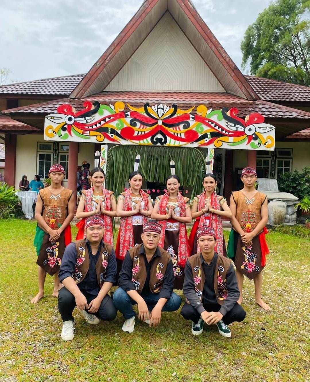 SSB TUT WURI HANDAYANI -Kenalkan Budaya Kalteng hingga Mancanegara ...